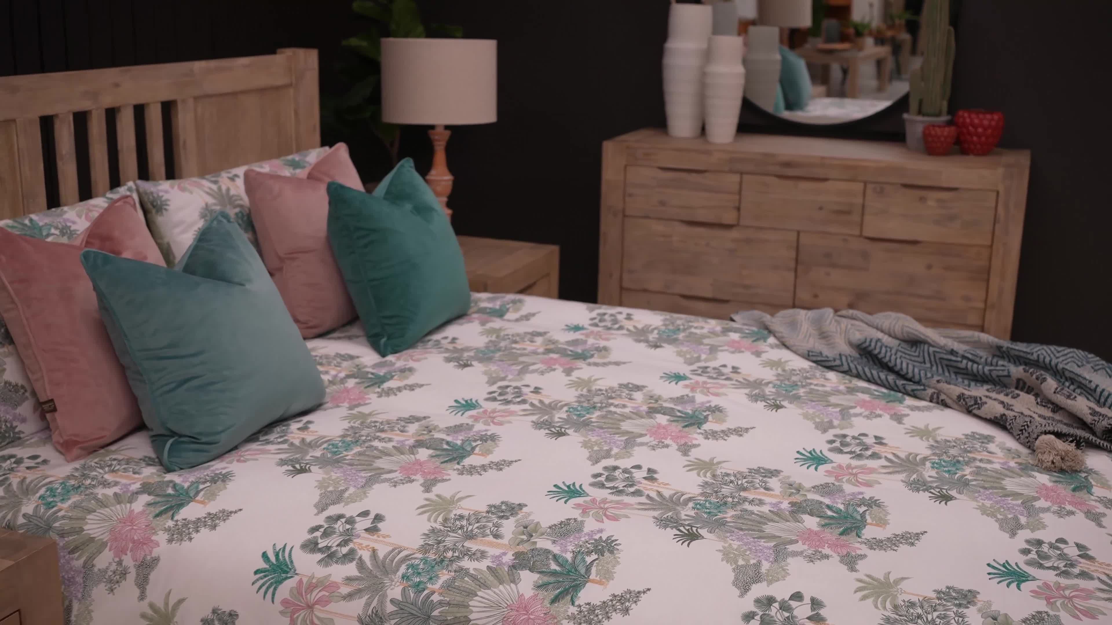 Watch BERLIN BEDROOM | Streamable