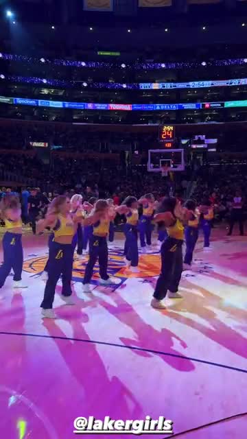 nba_20231101_STORIES_3226184398821886310_32_3226875551812626084