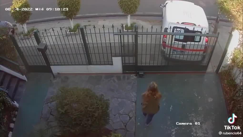 Watch 2022-09-27_21-30-13 | Streamable