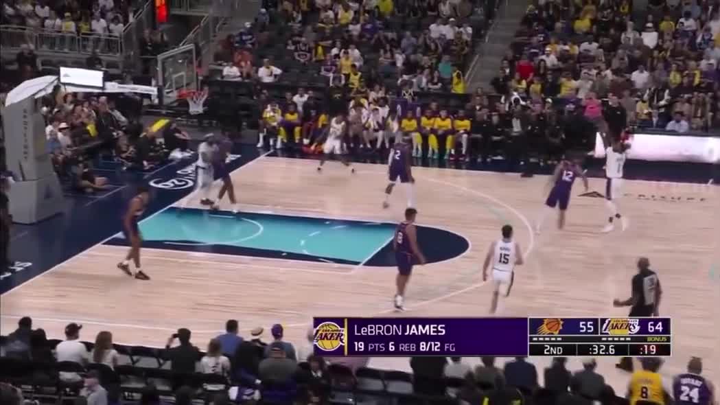 Watch D’Angelo Russell step back 3 BOMB! | Streamable