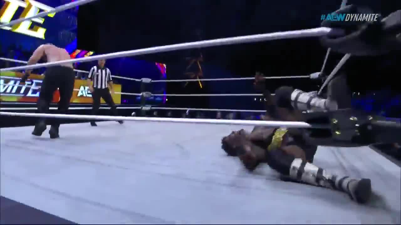 Watch Will Hobbs knee injury | Streamable