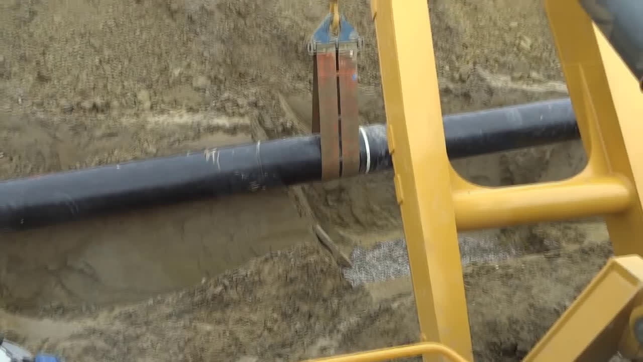 Watch 141-Liebherr - Pipelayer RL 54 | Streamable