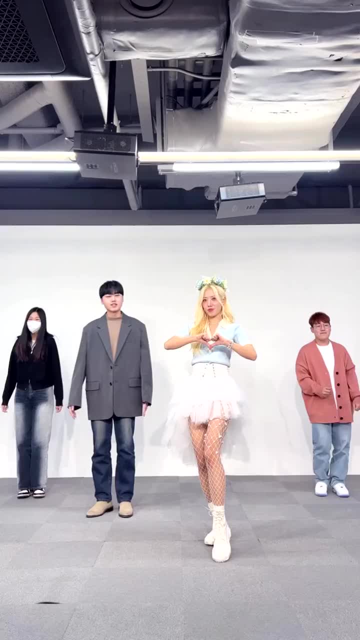 Watch b82vx7 | Streamable