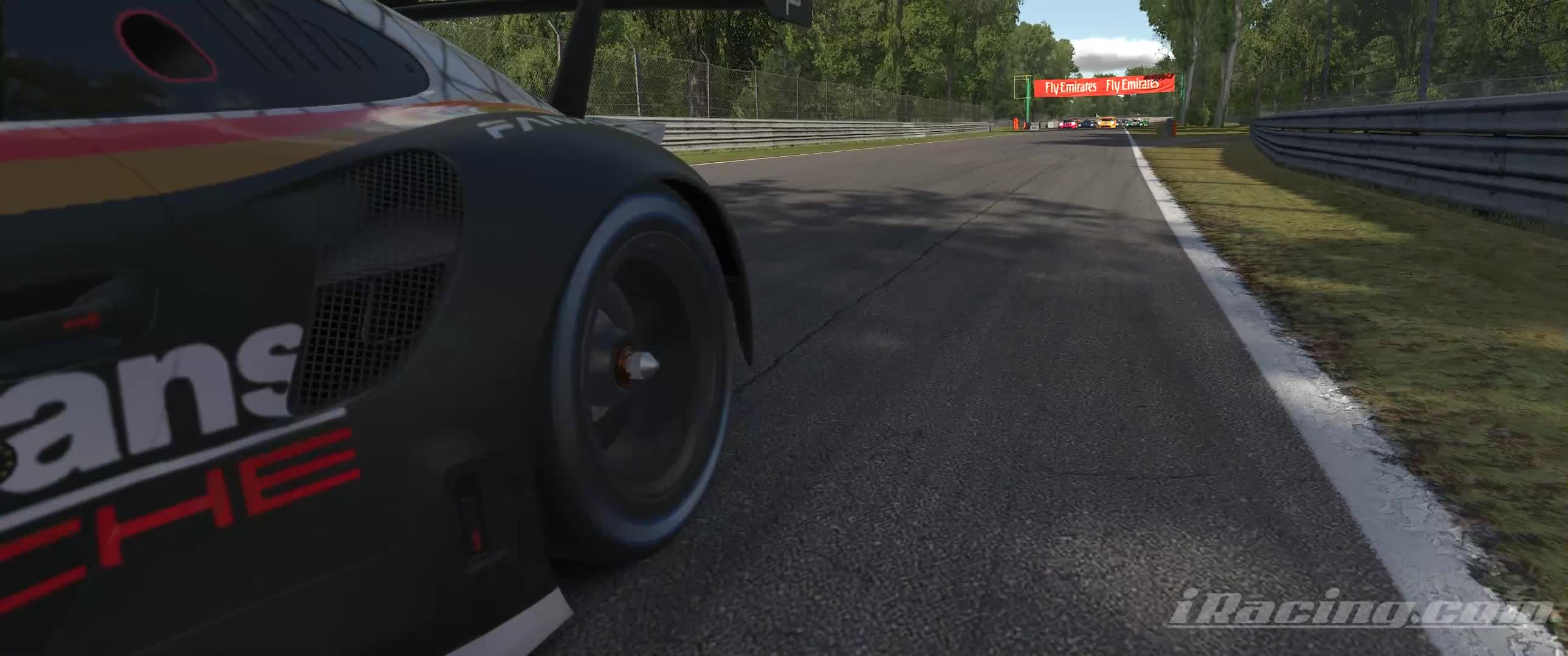 iRacing Motorsport Simulator 2021.11.17 - 19.20.53.01