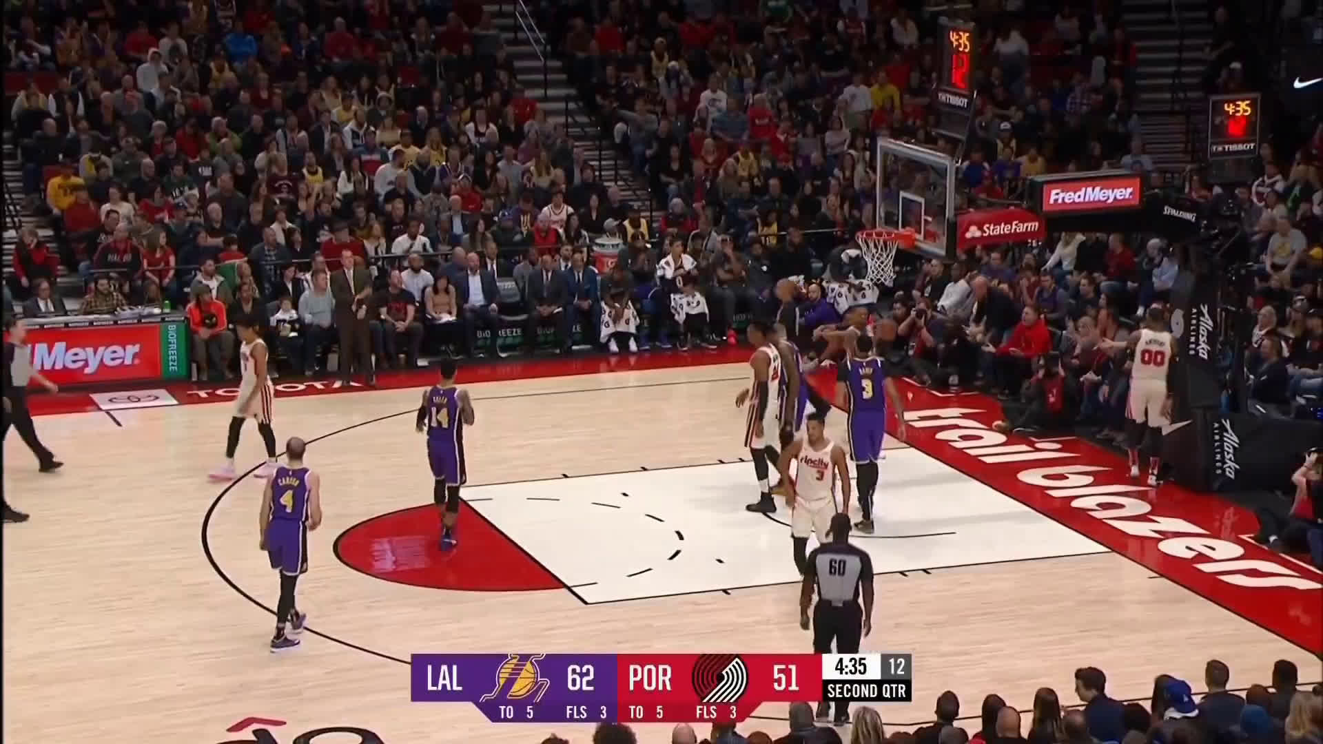 Ant throws down the two hand slam on the fastbreak