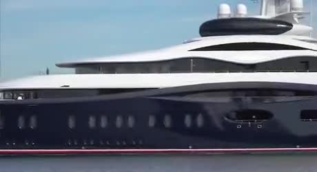 Watch Zuckerberg pitoli o ekologii, tymczasem jego megajacht | Streamable