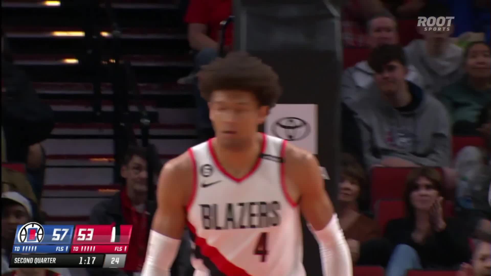 Nurk with a great wrap-around pass to Matisse cutting for the dunk