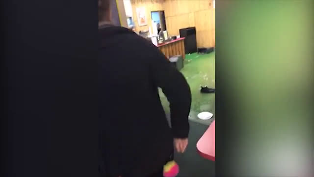 Watch 640x360_MP4_7077647143307199006 | Streamable