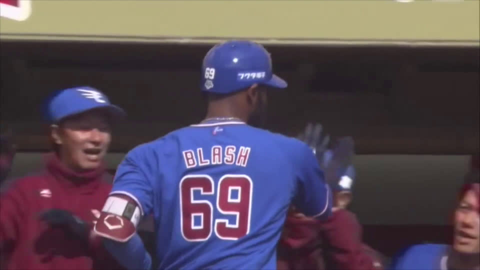Jabari Blash March/April NPB Home Runs