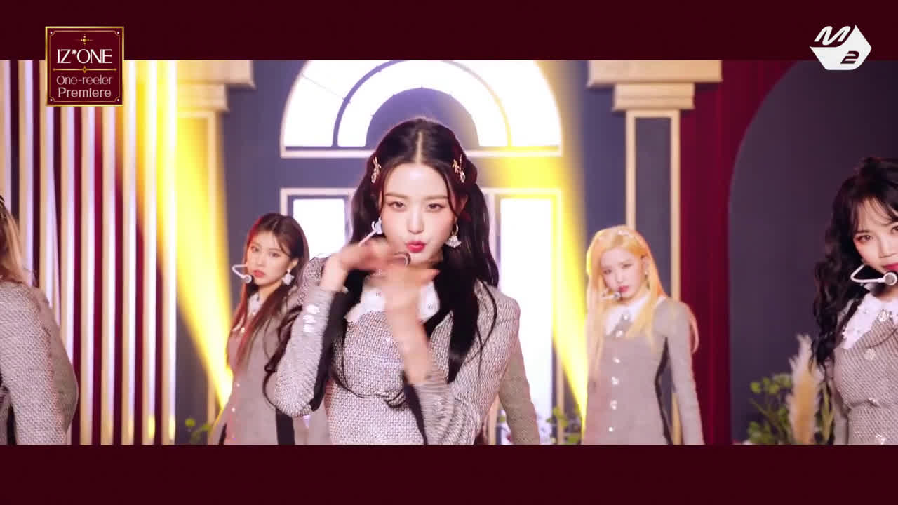 [Full Cam] Panorama (4K) IZ ONE One-reeler Premiere.60f