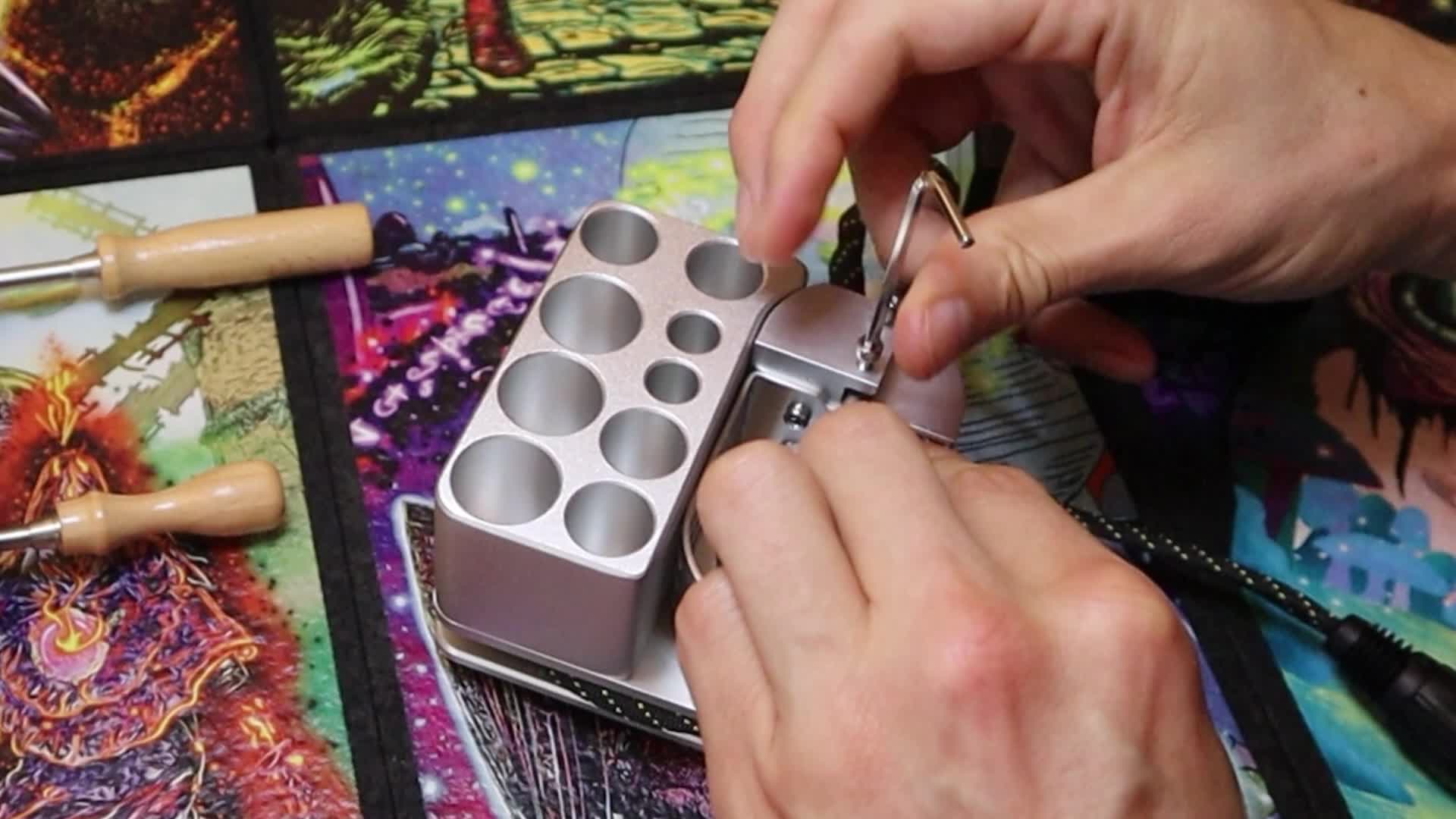 Watch Setup Instructions and Contents for Wireless One-Hit Wonder (WOHW) Ball Vape | Streamable