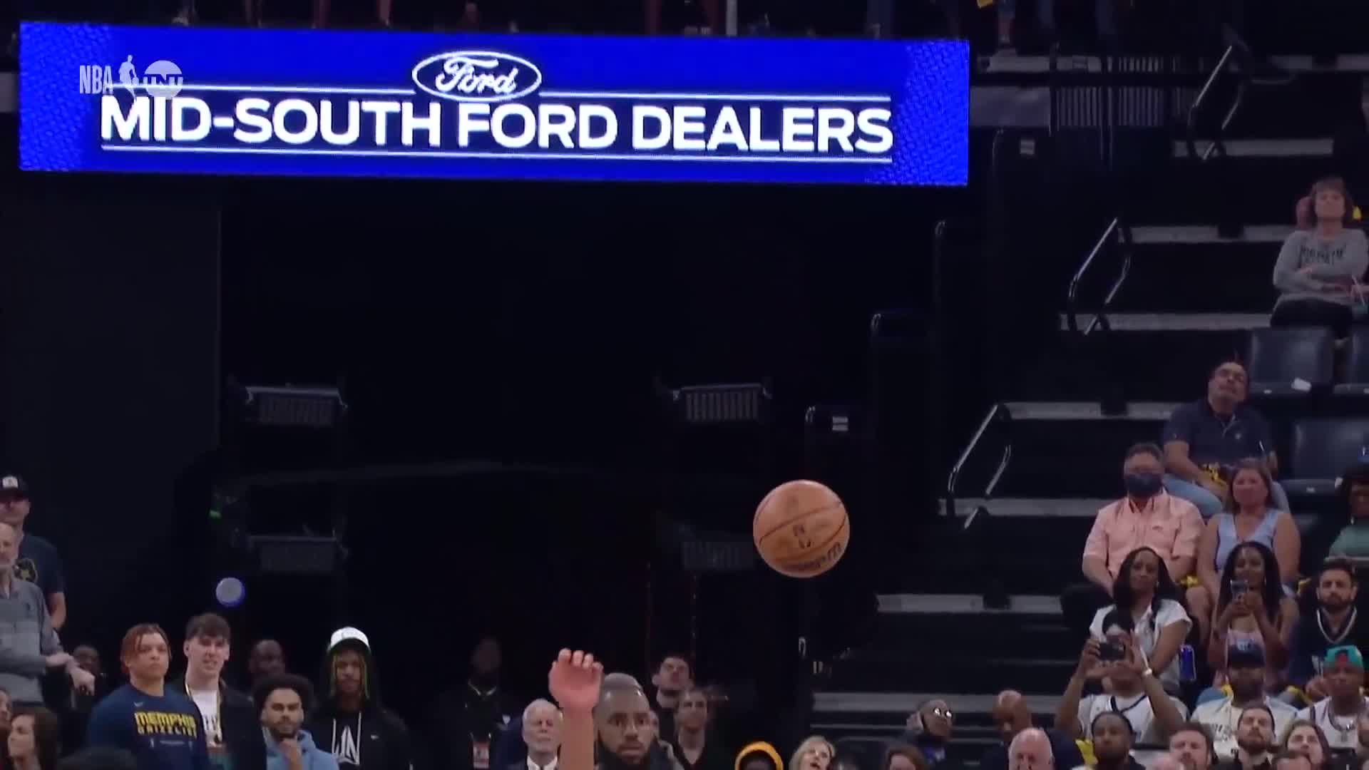 Watch [Highlight] AD elbowed in the eye by Desmond Bane on a jump ball | Streamable