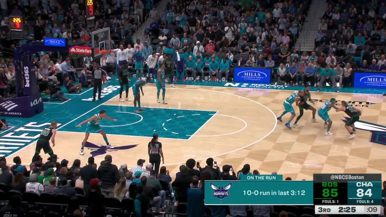 Watch Tatum short-roll creation, Hauser 3 | Streamable