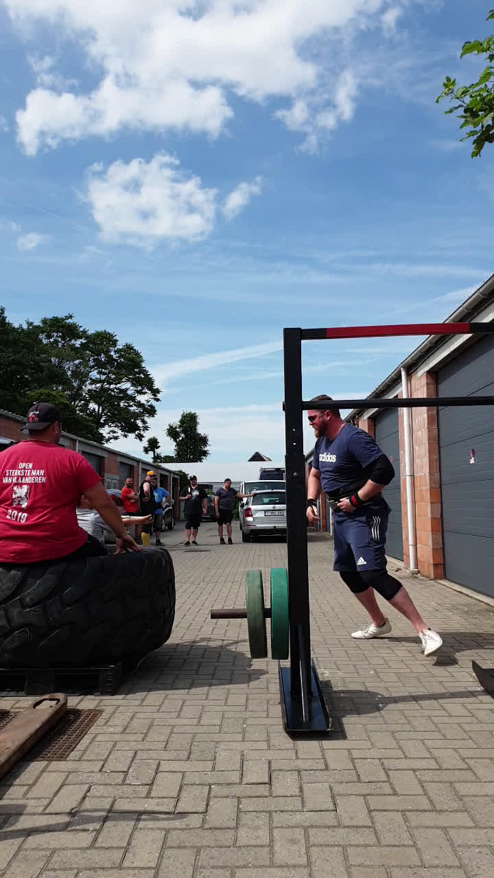 12-06-2022 330kg yoke into 400kg sled
