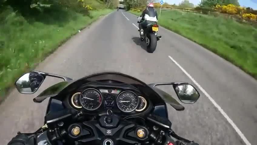 Watch moto-route-inconnue | Streamable
