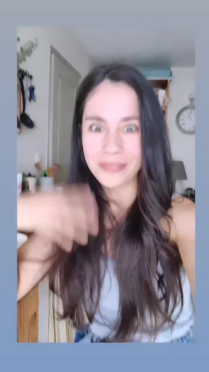 Watch instagram_story_charlie__danger__at_8_12_2022 ...