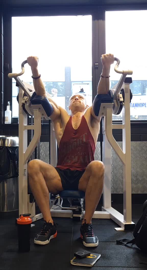 Watch 042202e4-1262-411f-b22d-017c33e39489 | Streamable