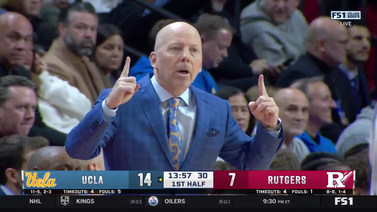 Watch [Highlight] Mick Cronin is visibly upset with the ref | Streamable