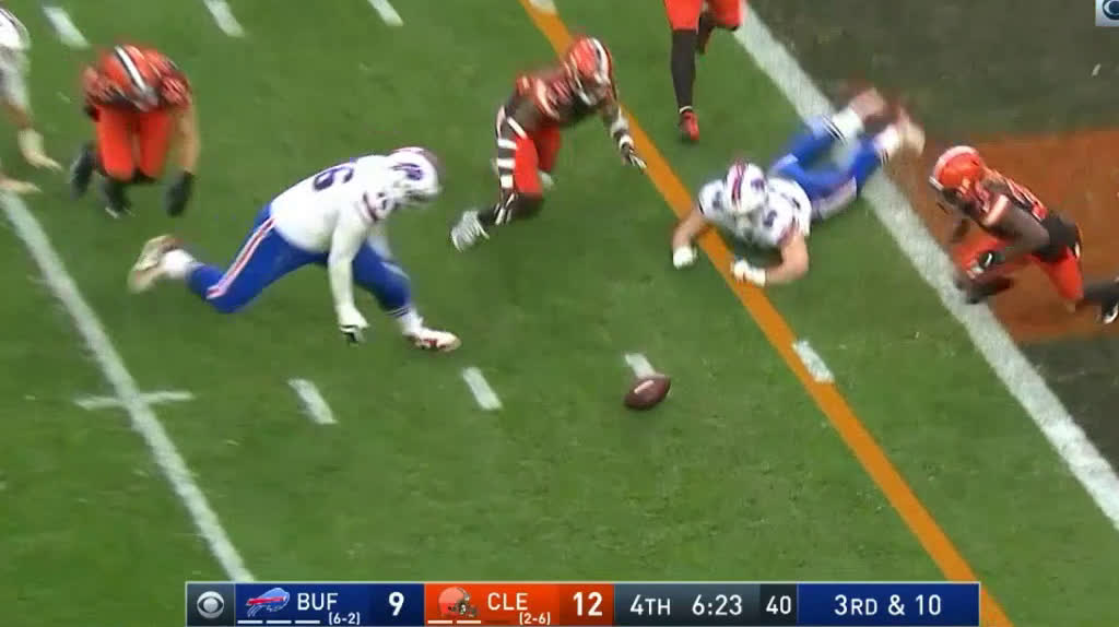 Week 10 2019 - Josh Allen 3-yard carry and fumble