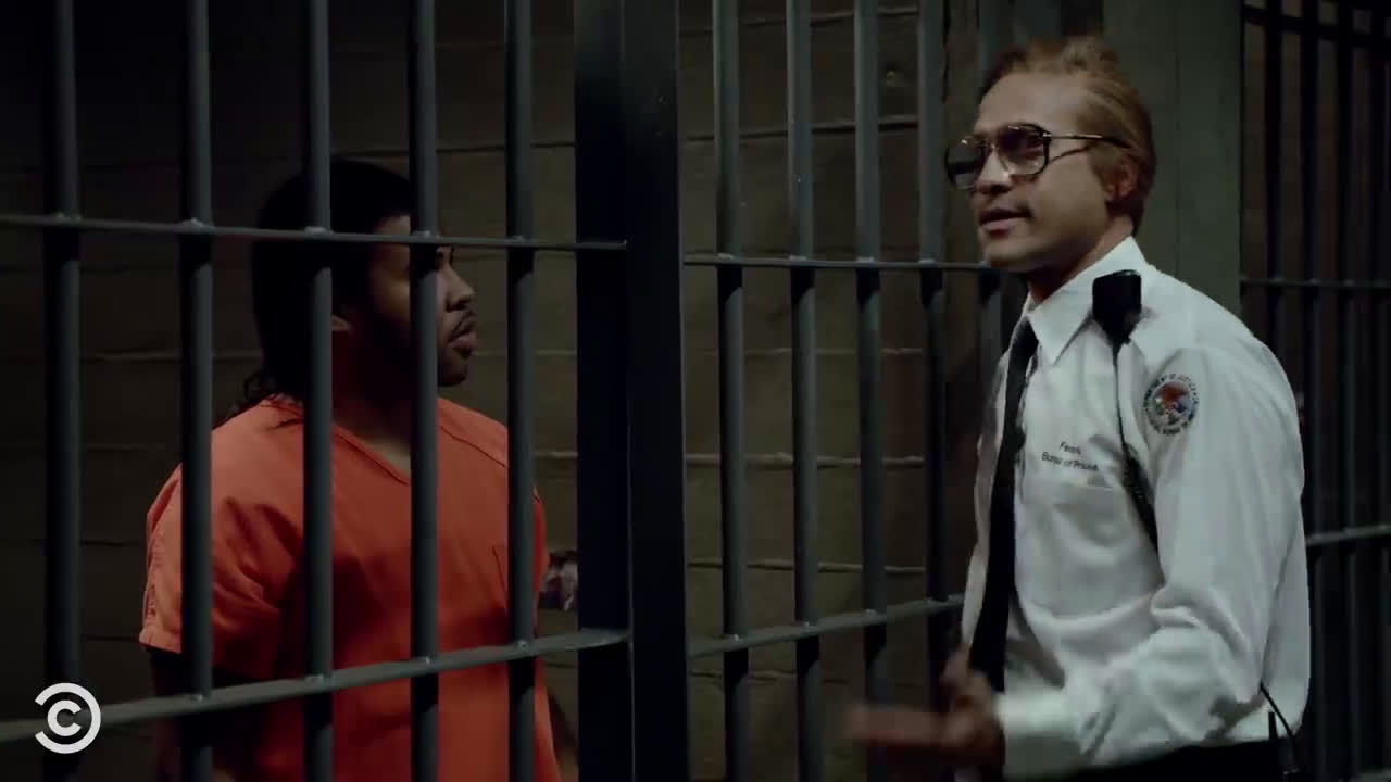 The Most Gullible Prison Guard Ever - Key & Peele