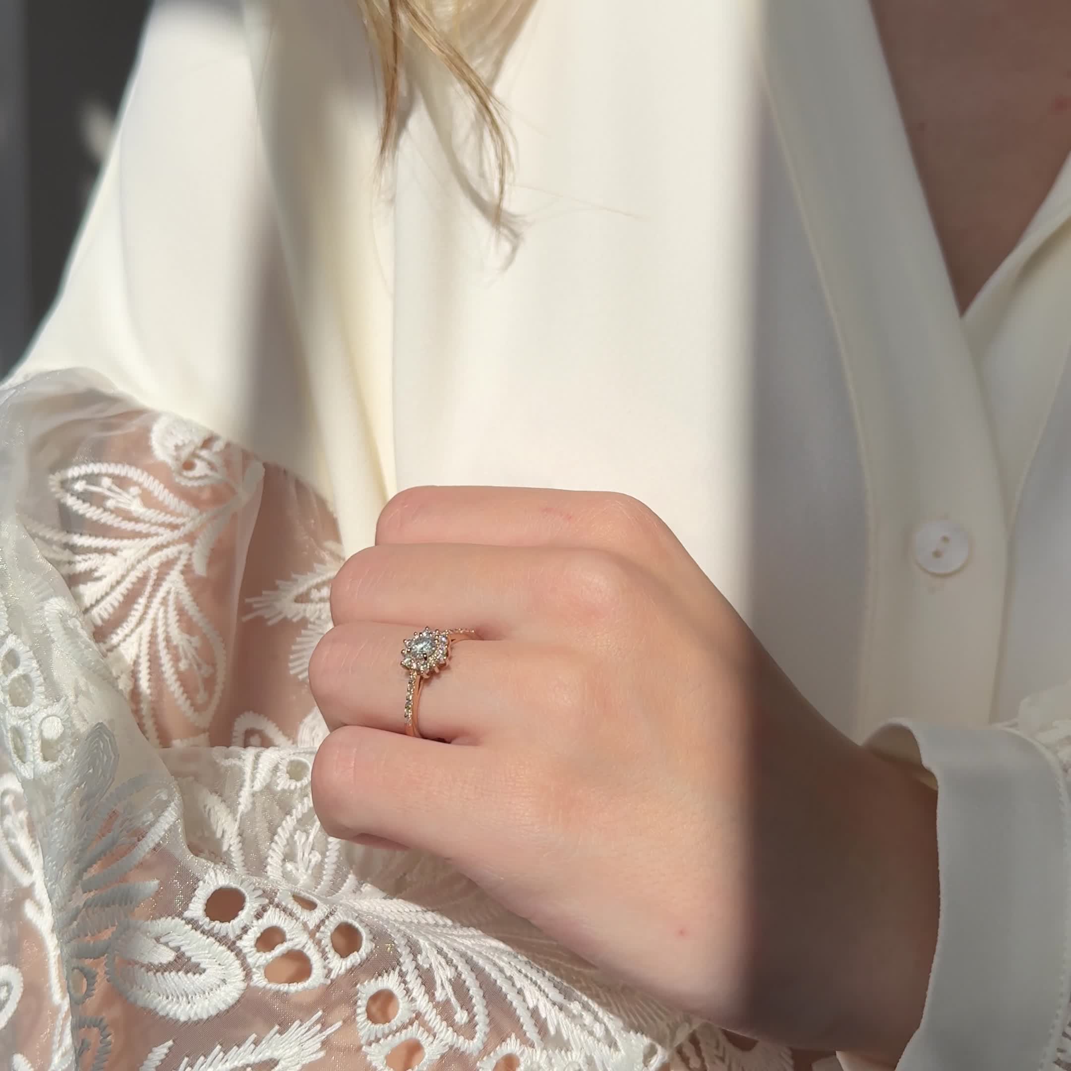 Watch VR0730 | Streamable