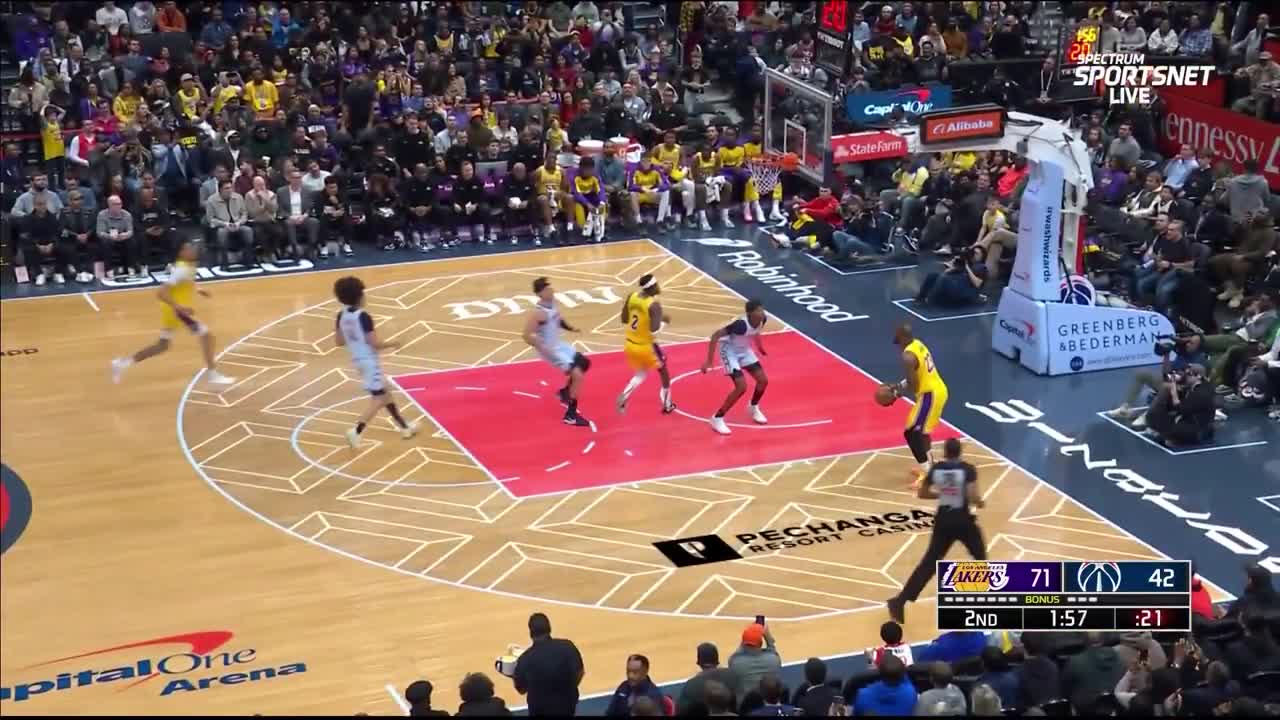 Watch [Highlight] LeBron Waits Patiently for the Near Full-Court Pass ...