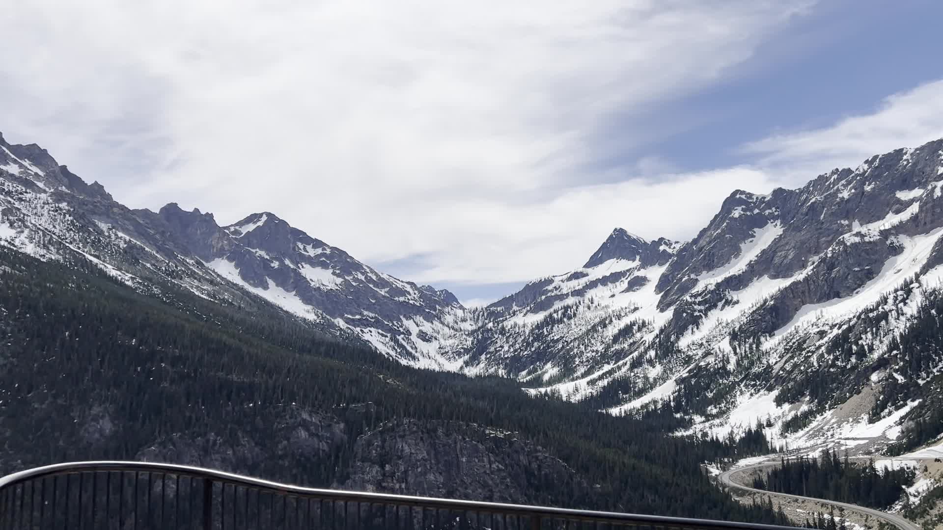Washington Pass Overlook