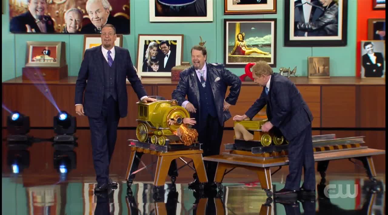 Train Sawing in Half - Mark Wilson on "Penn and Teller: Fool Us"
