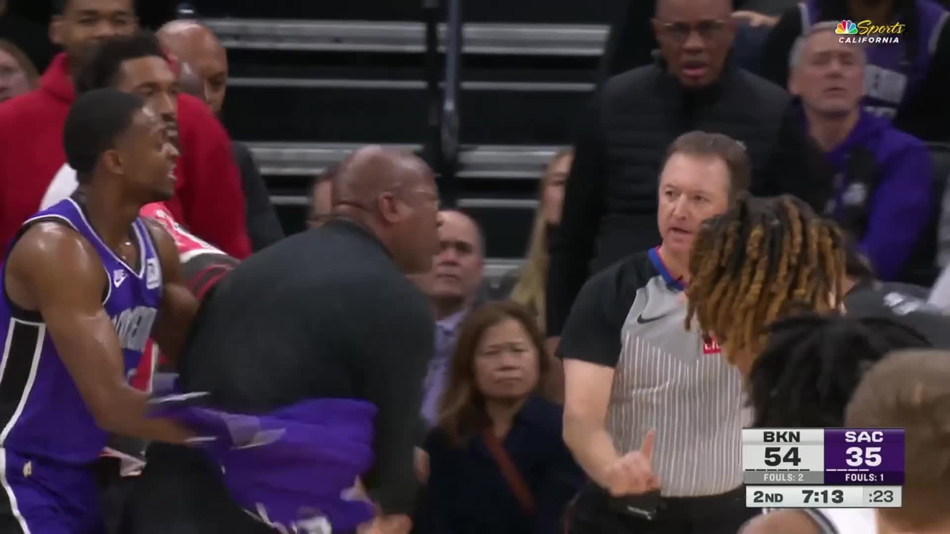 Watch Ben Simmons with the chase down block so nice that Mike Brown loses his shit completely ...