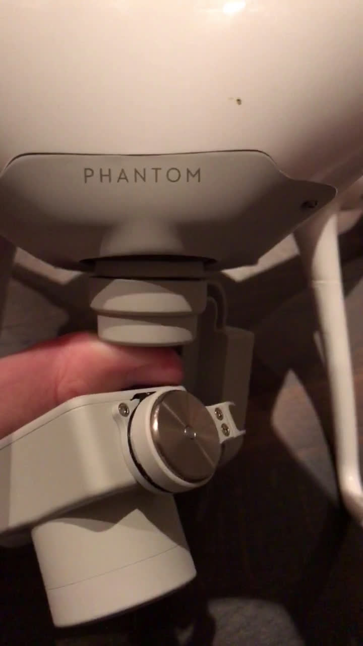 Watch I crashed my Phantom 4 Pro, is this normal? | Streamable