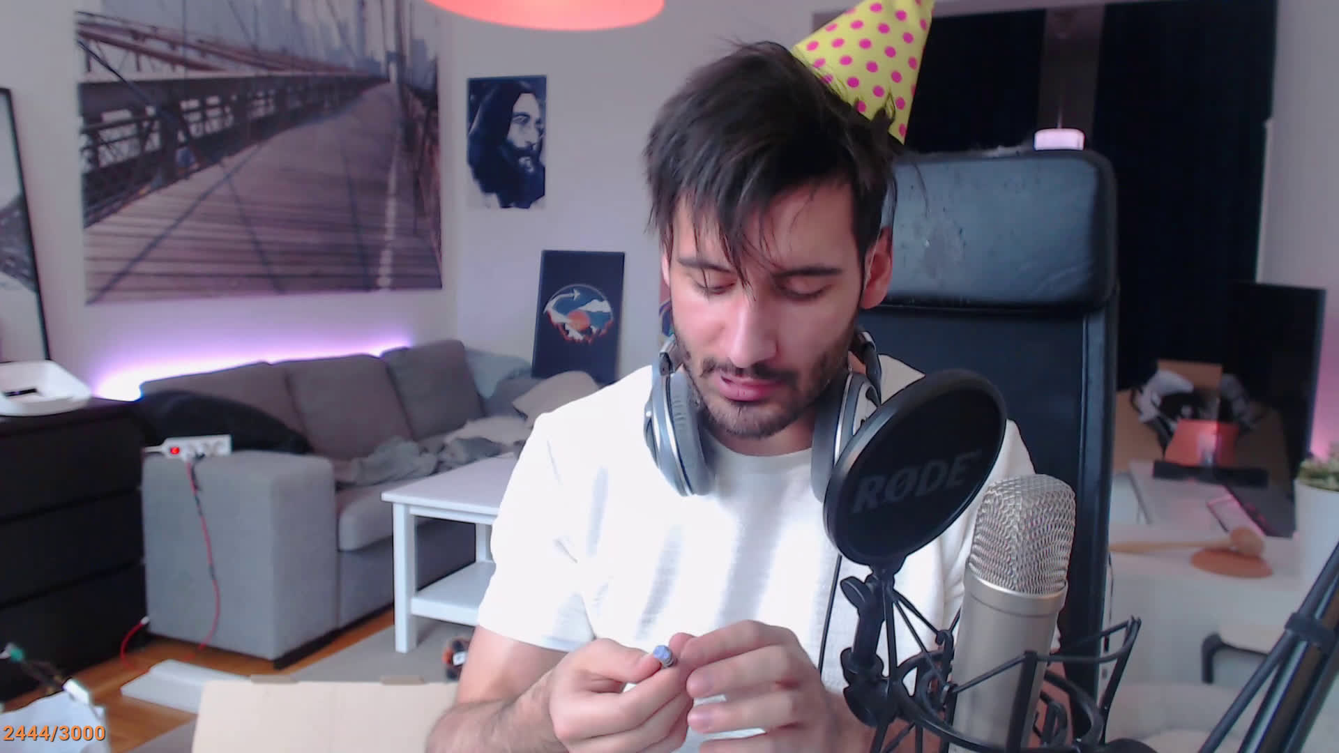 NymN eats a crayon