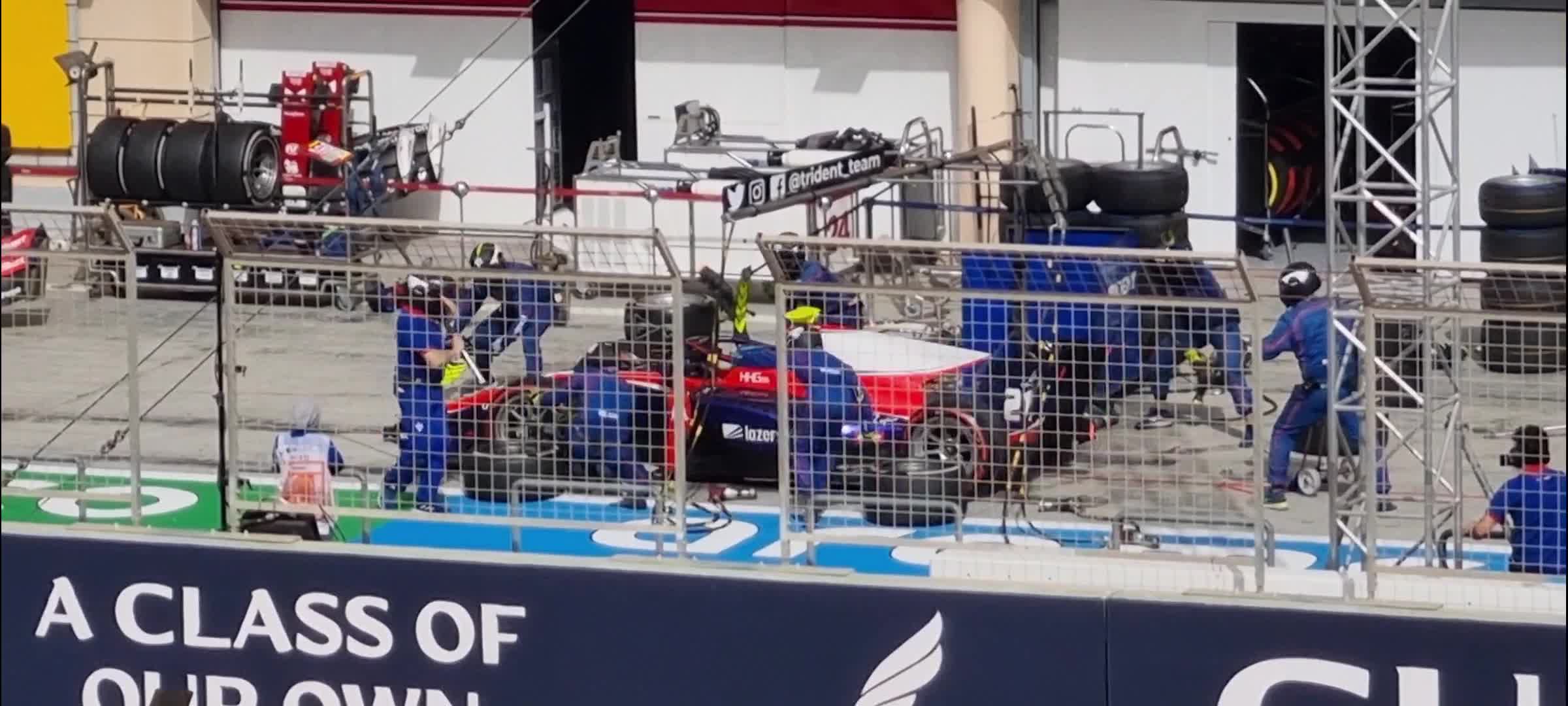 F2 Pit incident