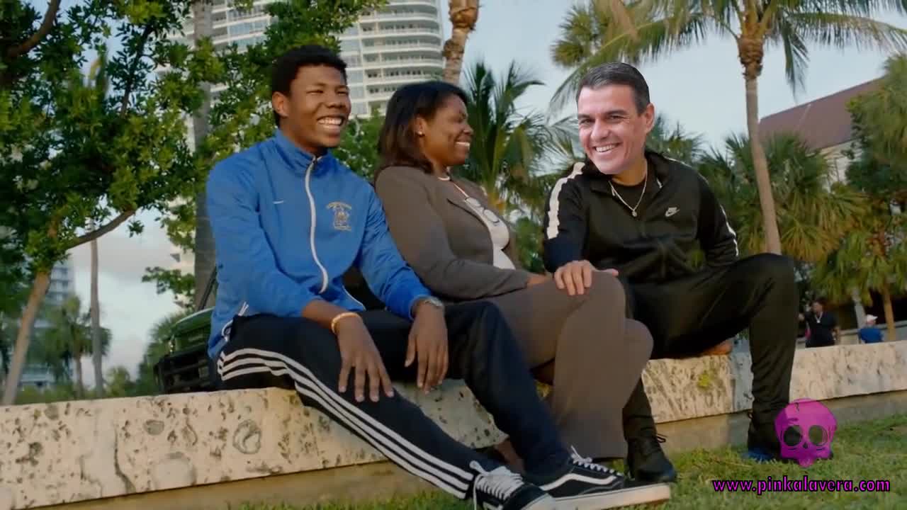 Perro Sanxe da dinero a negritos