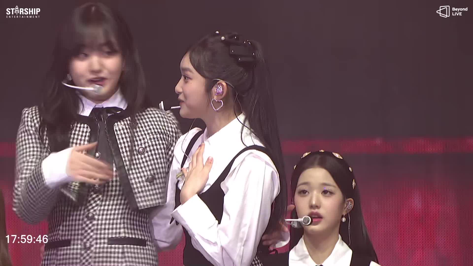 IVE THE FIRST FAN CONCERT - The Prom Queens
