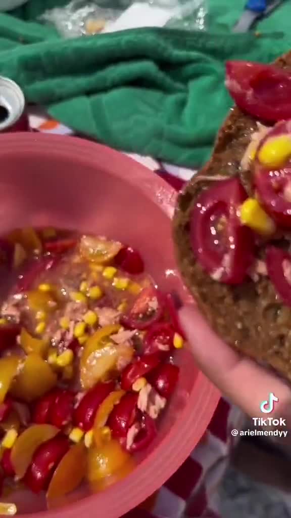 ssstwitter.com_1692778307185