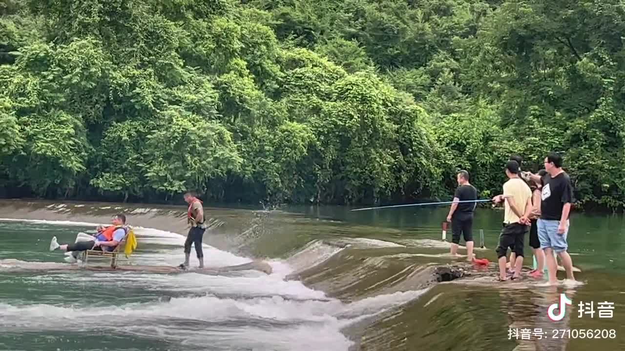 Watch douyin-7375176423939640612-dy-video-godownloader.com (1) | Streamable