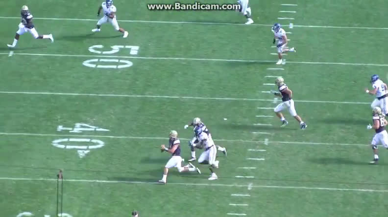 Watch Tanoh. 5 technique. Don't leave him against a tight end. Spin move. | Streamable