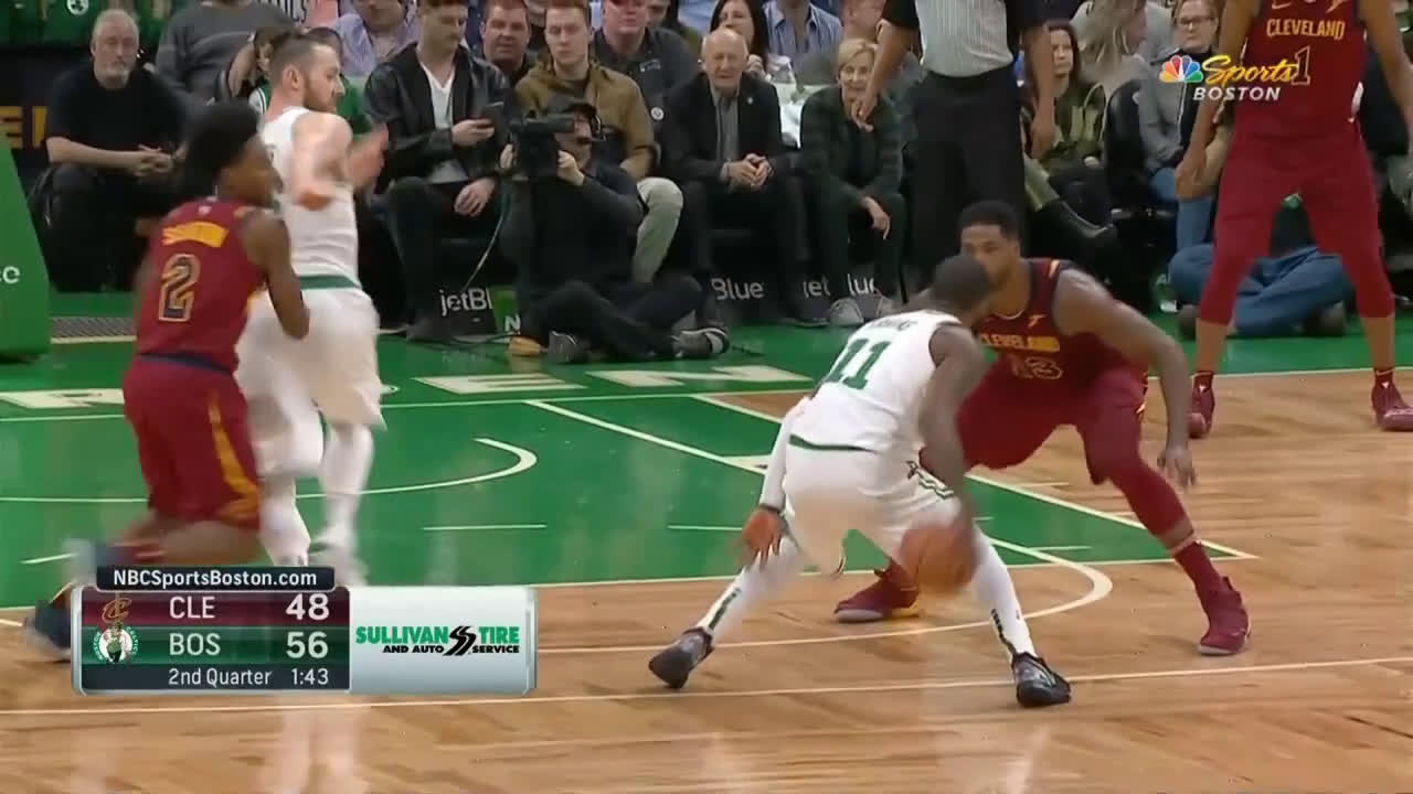 Kyrie Irving mesmerizes two defenders then hits Baynes with the one ...