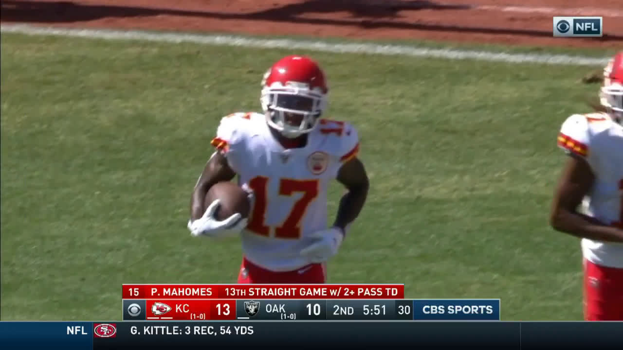 Sherlock Mahomes hits Hardman from 3rd and 20 to complete a 42-yard ...