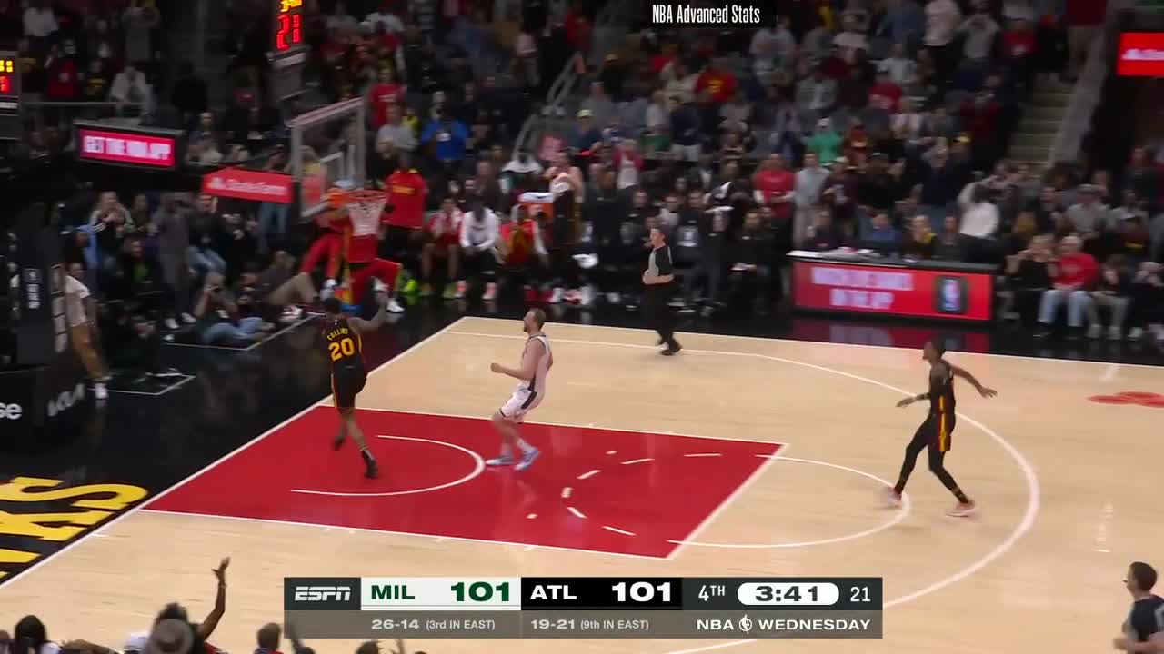 Murray TOV Q4 in transition vs Bucks