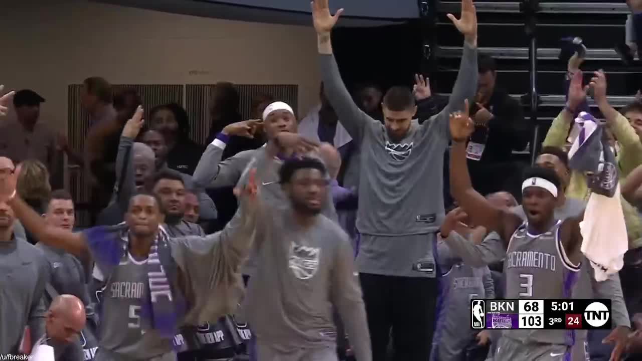 Watch 2022-11-15 23-40-47 | Streamable