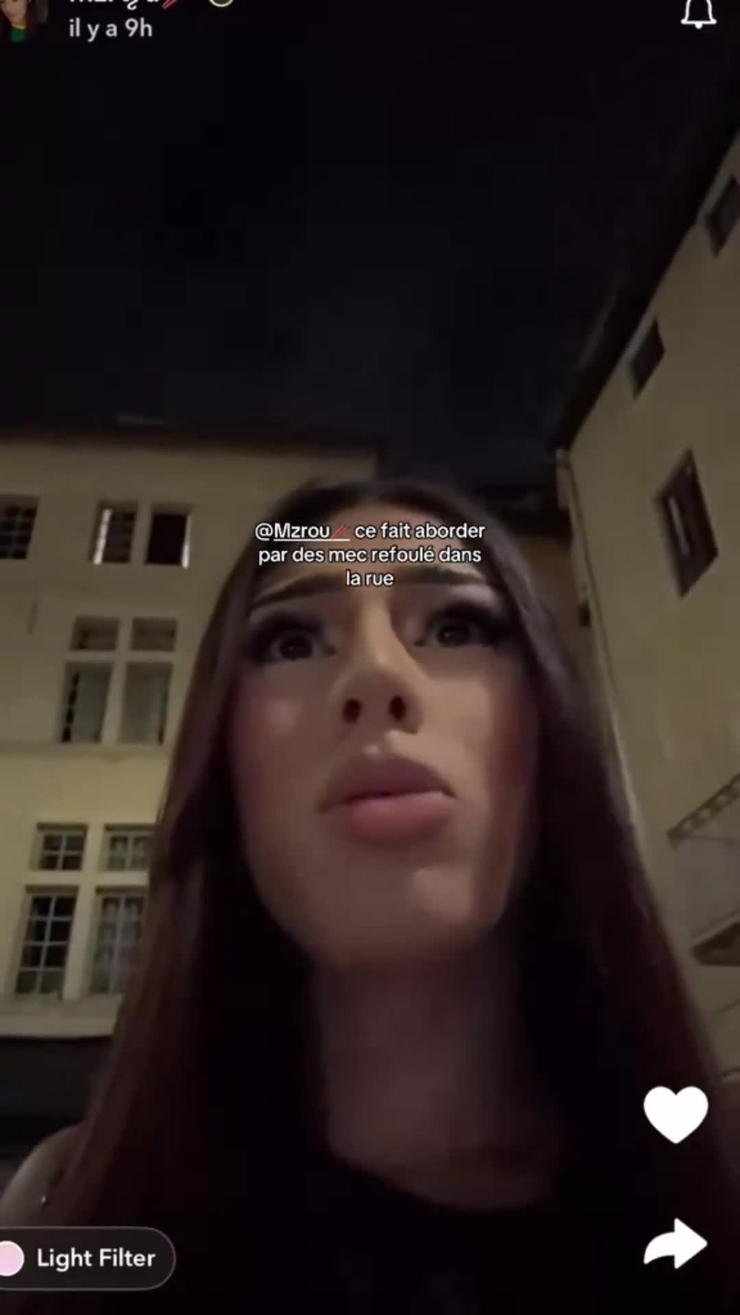 Watch AYAAAA CE LIVREUR SE FAIT RECALER PAR UNE TEEN KINDER SURPRISE ...