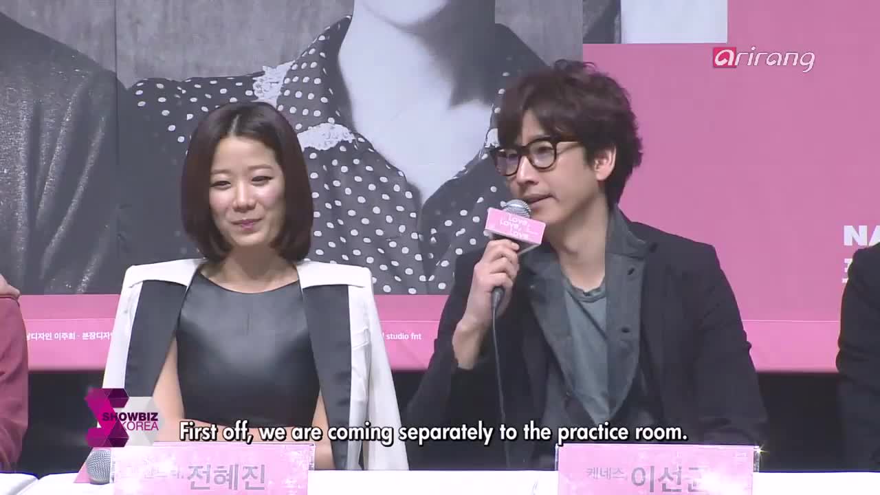 Watch Showbiz Korea - Lee Sun-kyun and Jeon Hye-jin couple star together in the play 'Love Love ...