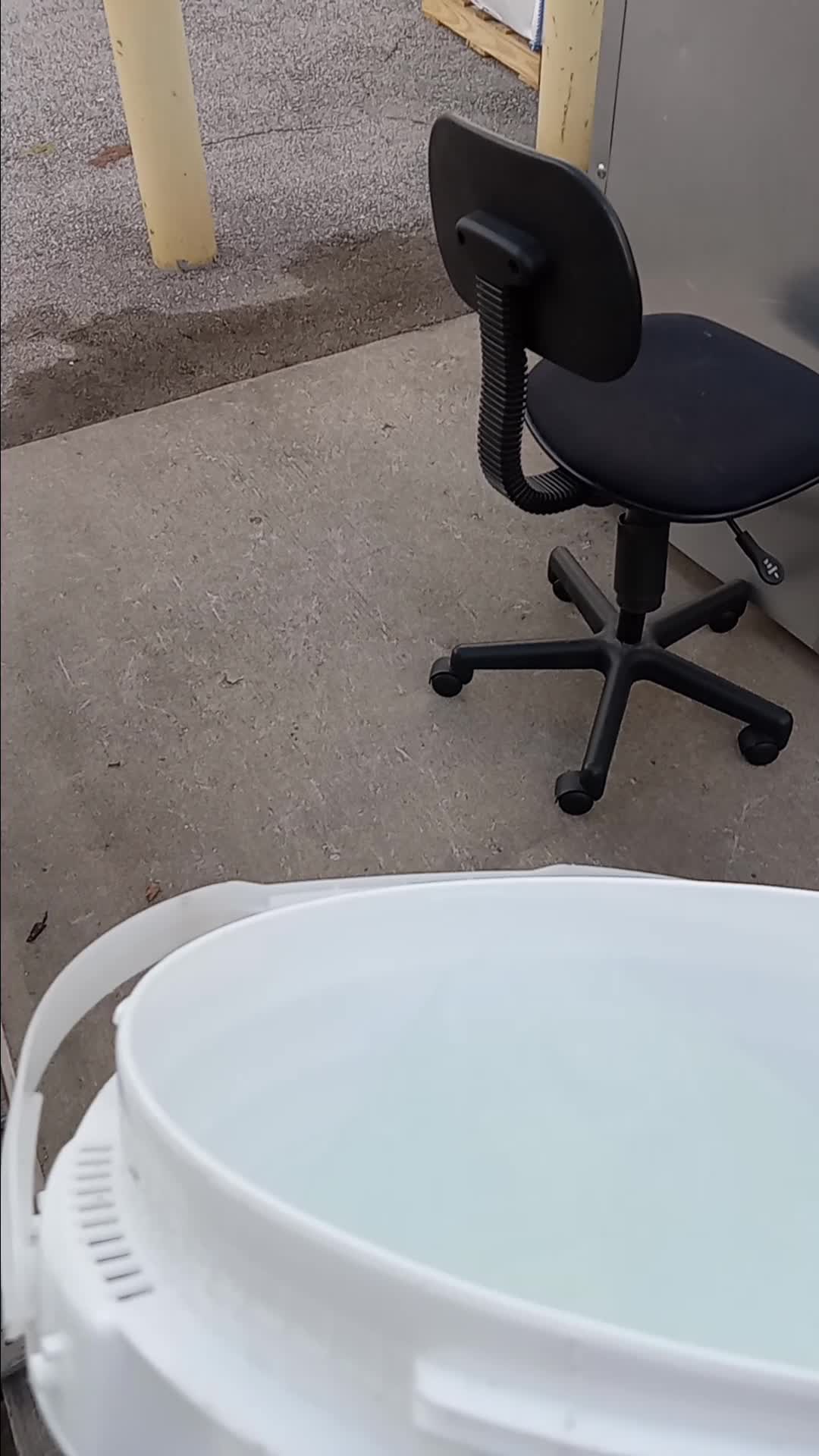 Watch 1.65 lbs bucket with 12.5 lbs water tossed at roller chair ...