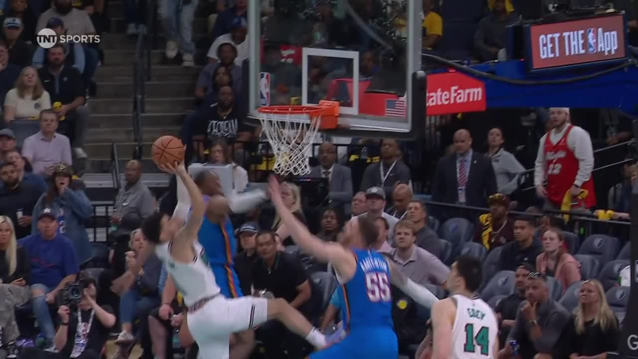 Watch kick | Streamable