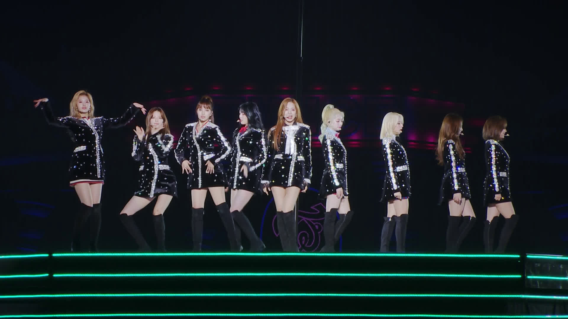 TWICE DOME TOUR 2019 "#Dreamday" in TOKYO DOME LUV ME