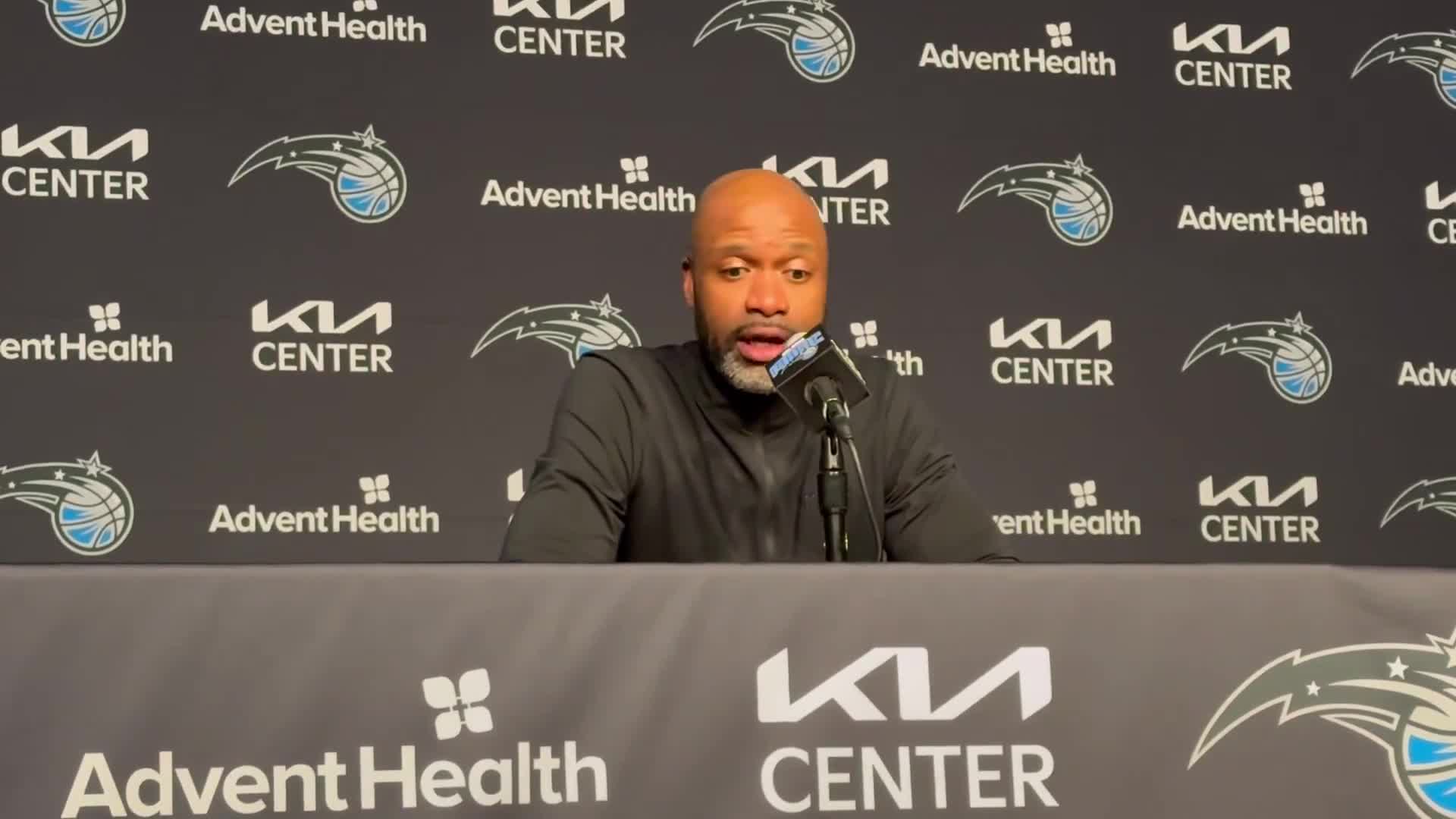 Watch [Mason Williams] Magic coach Jamahl Mosley on not calling timeout ...