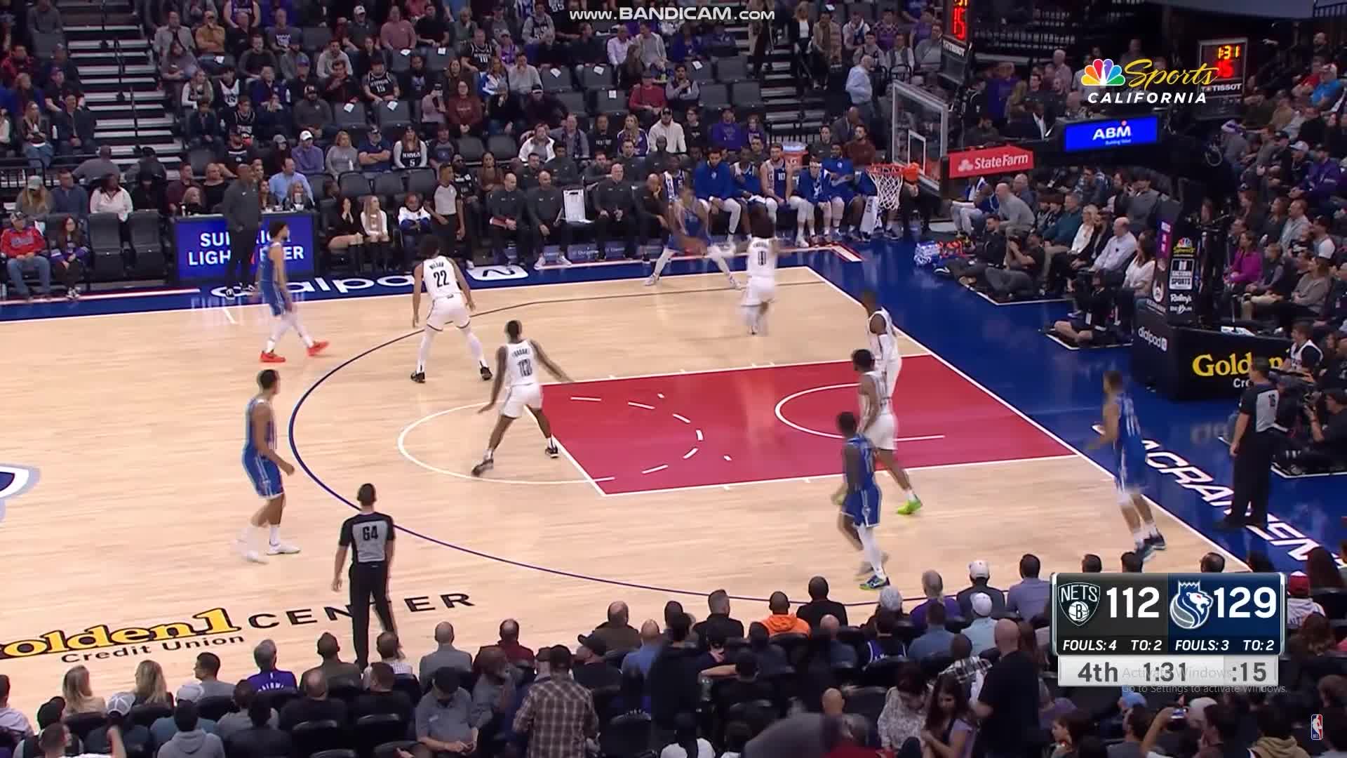 Murray to the rim Nets