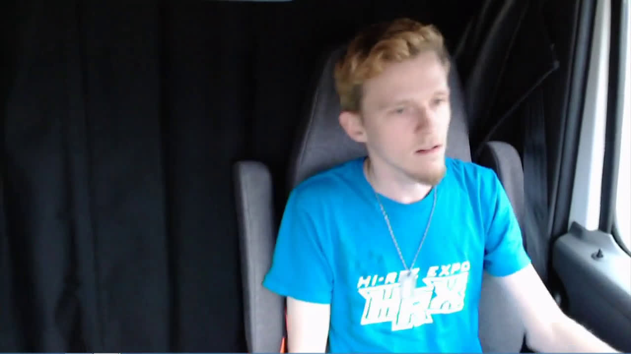Streamer runs over kids in a semi truck