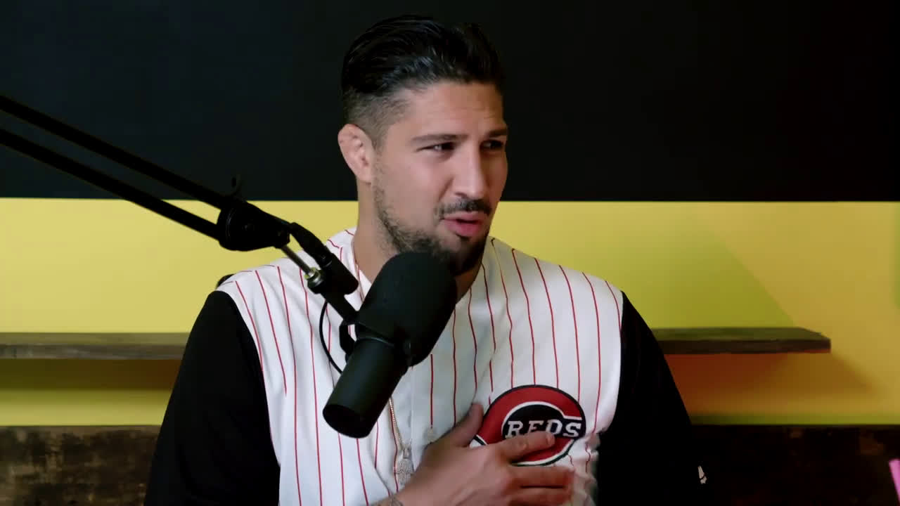 Shout-out to Sinsu natty Reds B | Theo Von "WOW"